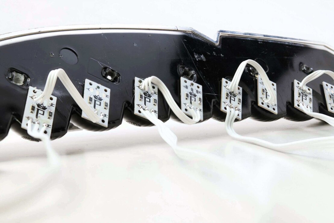 Universal: Profile Pivot Sequential Switchback DRLs | TRS LED163