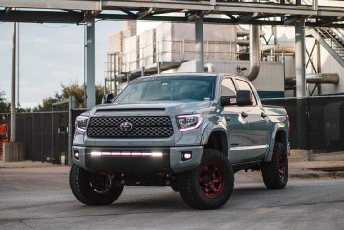 Toyota Tundra (14-21) Grille-Mount LED Light Bar Kit | TRS DD6052